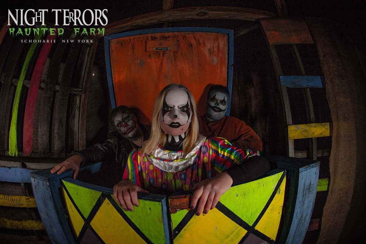 Upstate New York's Top 10 Haunted Houses & Hayrides : Julie & Co. Realty